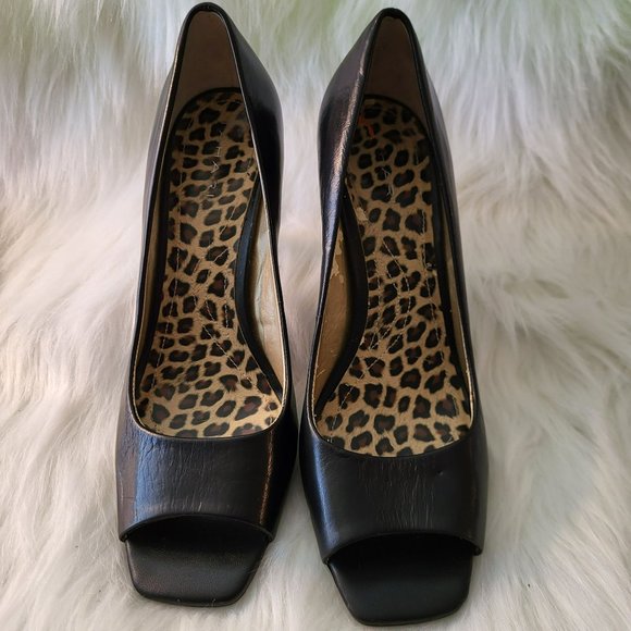 Tahari | Shoes | Tahari Womens Riddle Peep Toe Leather Pumps W Leopard ...